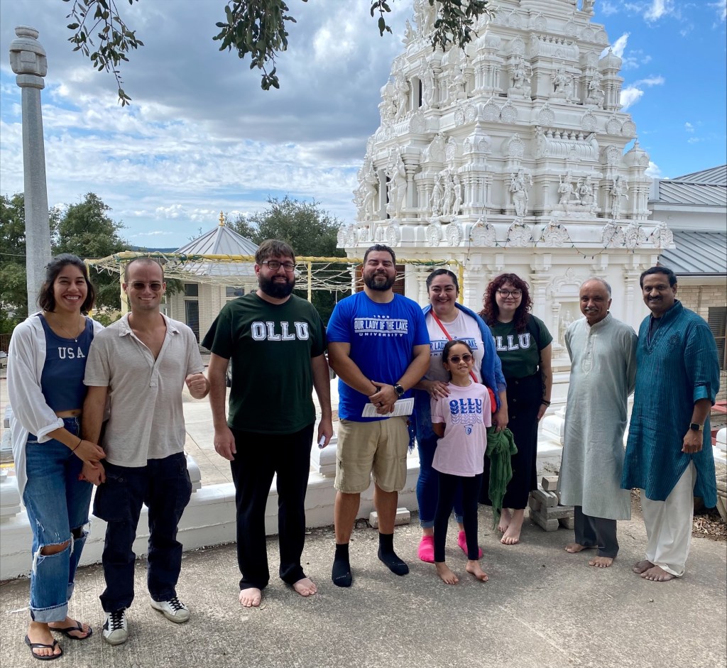 Professor Friesenhahn takes students to Hindu Temple | OLLU Lake Weekly